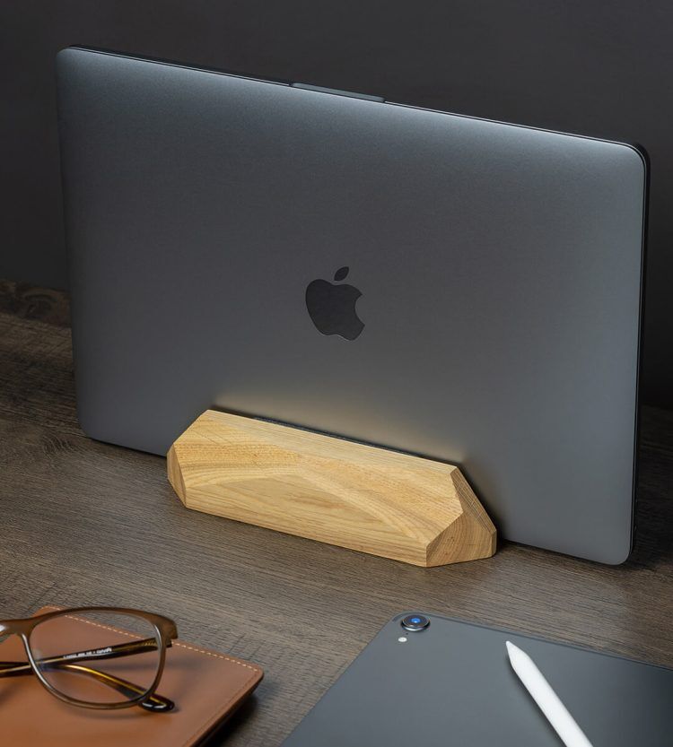 Wooden Laptop Dock - Oak - Wooden Amsterdam